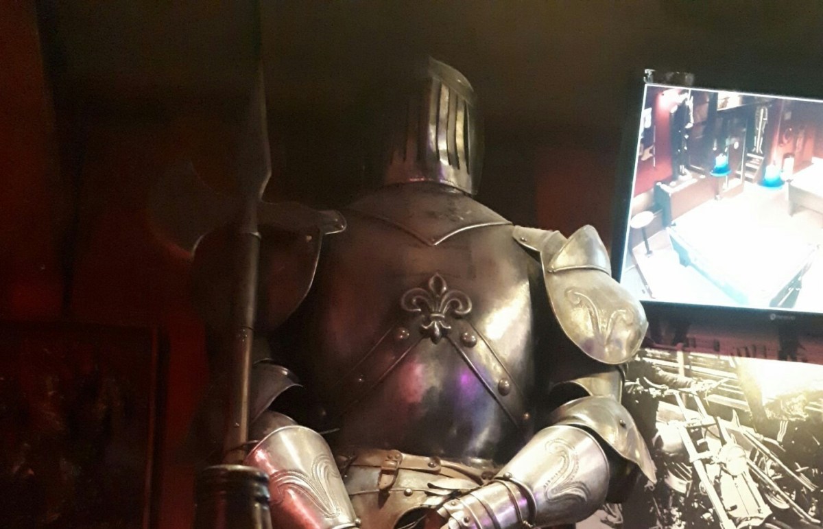 Excalibur Cafe – Amsterdam – Fairy Lights and Vines
